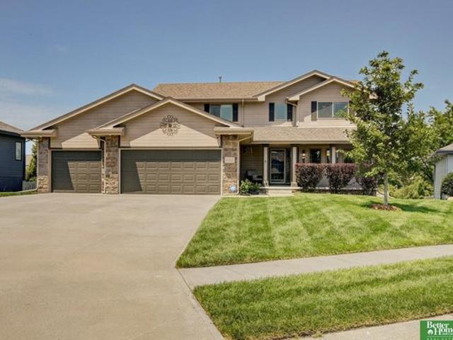 21314 Castlerock Ln, Gretna, NE 68028
