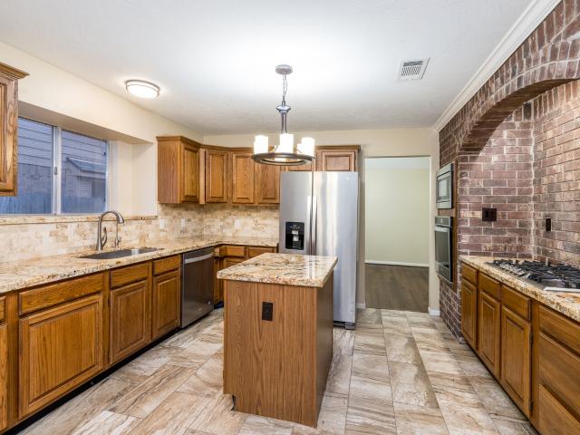 21315 Park Post Lane