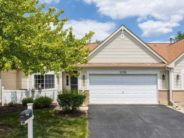 21316 W Douglas Ln, Plainfield, IL 60544