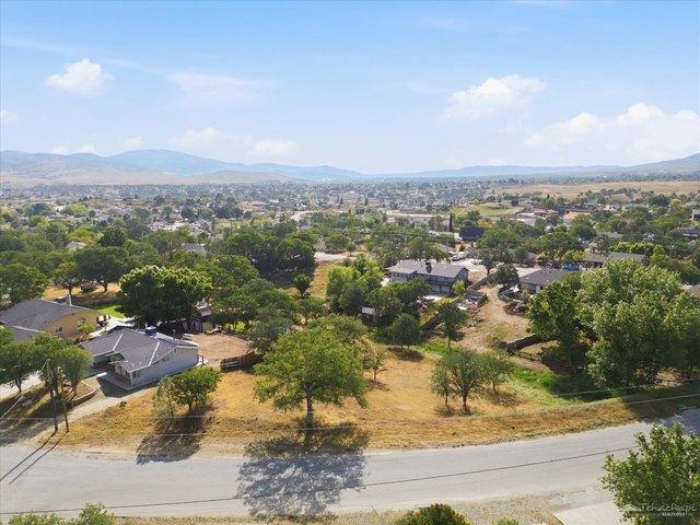 21316 Palomino St, Tehachapi, CA 93561