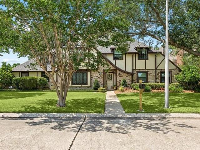 2131 Marion Dr, Laplace, LA 70068