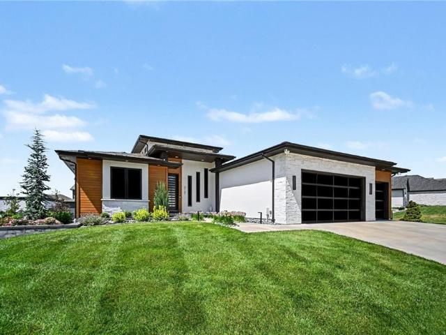 2131 NW Palisades Drive