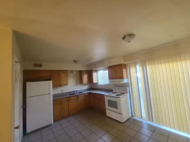 2131 E Pacheco Blvd, Los Banos, CA 93635
