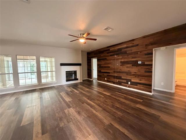 2131 Post Wood Lane