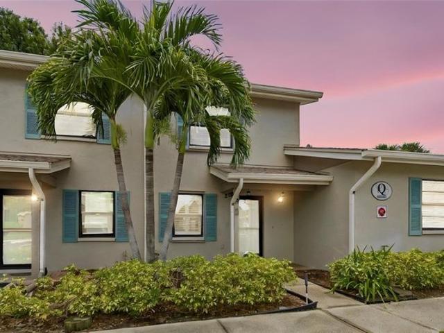 2131 Ridge Rd S Apt 99, Largo, FL 33778