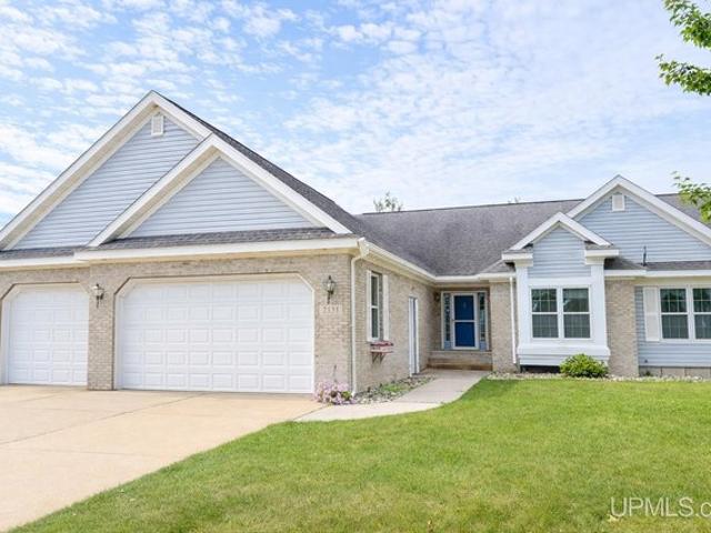 2131 S 18th Ave, Escanaba, MI 49829