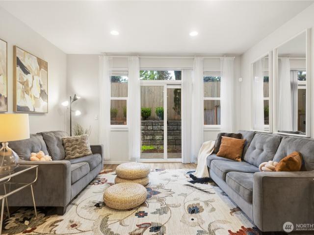 2131 th Avenue W # E6