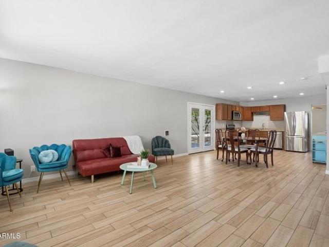 2131 W Edgewood Ave, Mesa, AZ 85202