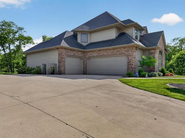 2131 W Lantern Lane