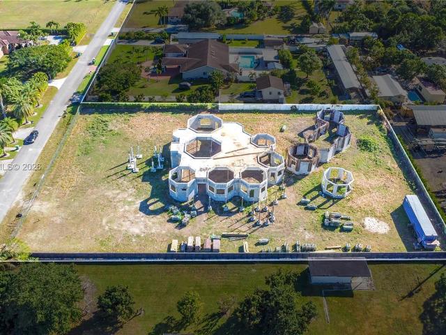 21320 SW 246th St, Homestead, FL 33031 | MLS #A11938