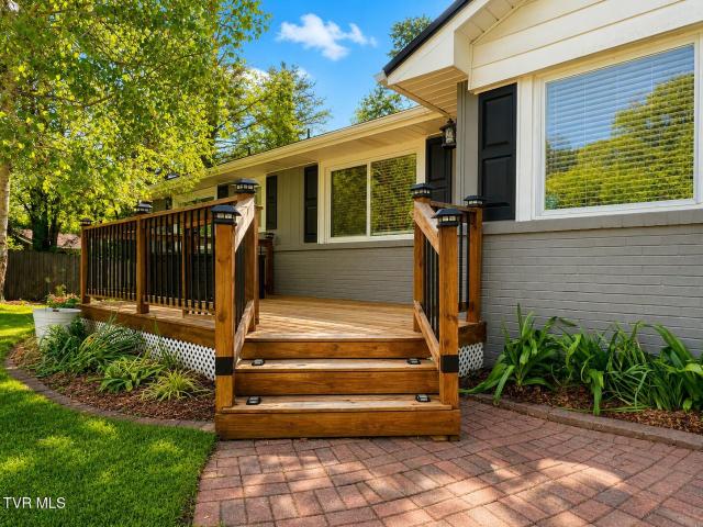 21322 Cavalier Circle