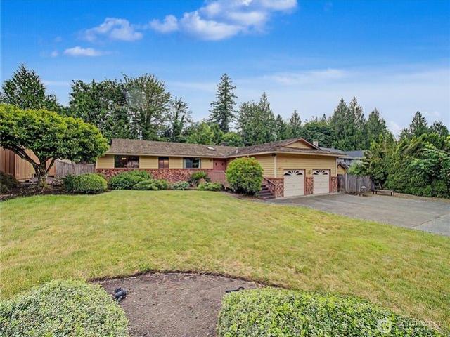 21327 SE 252nd Pl, Maple Valley, WA 98038