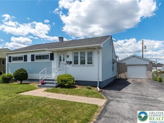 2132 Cypress Rd, Bethlehem, PA 18018