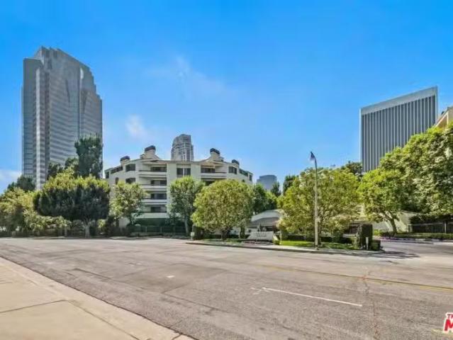 2132 Century Park Ln, 103, Los Angeles, CA 90067