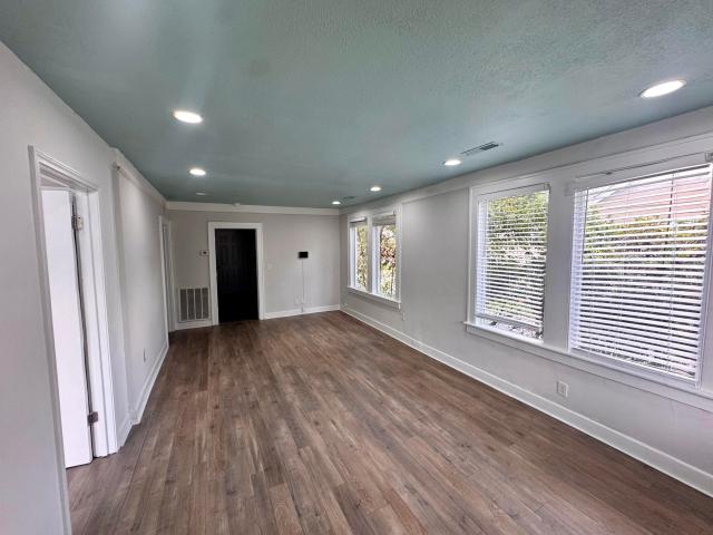 2132 Dorchester Road