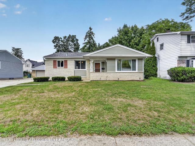 2132 Holly Way