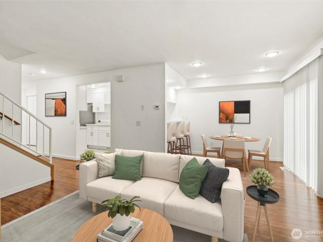 2132 th Avenue W # B6