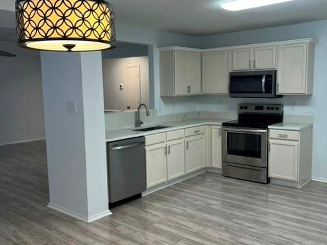 2132 Van Zandt Drive