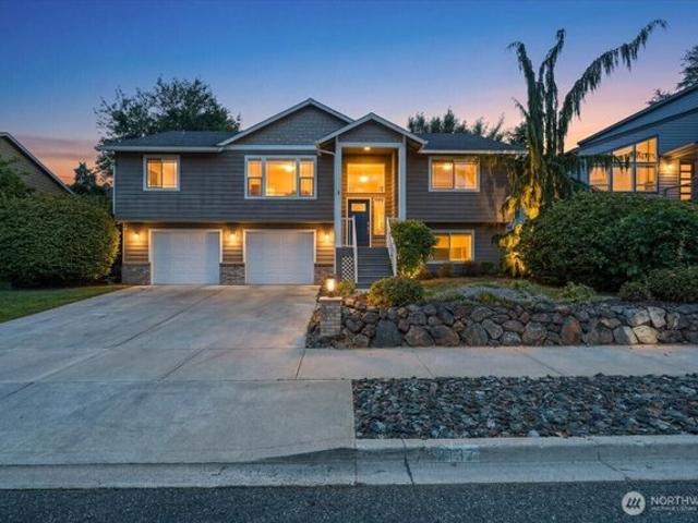 2132 W Honeysett Rd, Wenatchee, WA 98801