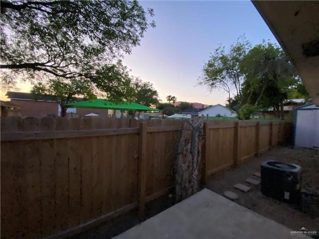 2132 W Iris Avenue 2
