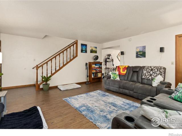 2132 27th Ave Ct