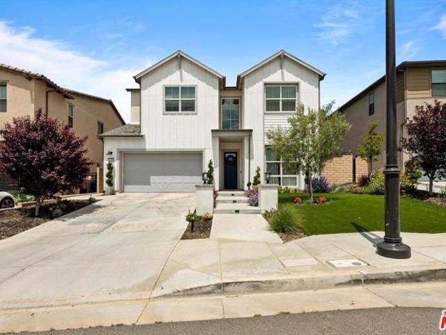 21333 W Poema Pl, Chatsworth, CA 91311