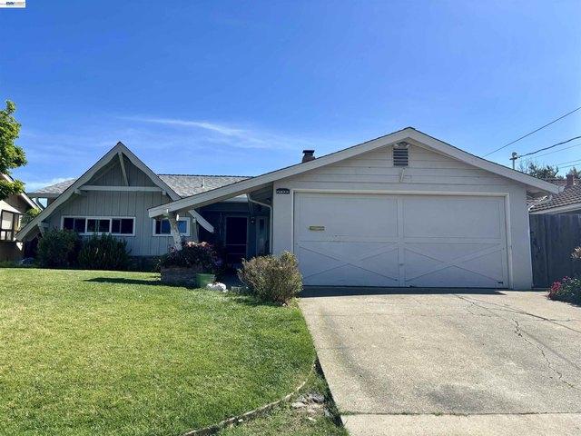 21330 Kahlert St, Castro Valley, CA 94546