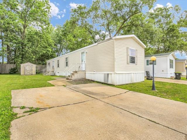 2133 Monroe Dr, Urbana, IL 61802