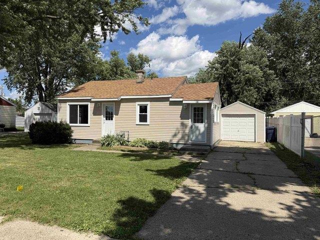 2133 Adel St, Janesville, WI 53546
