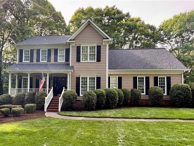 2133 Benwicke Dr, Pfafftown, NC 27040