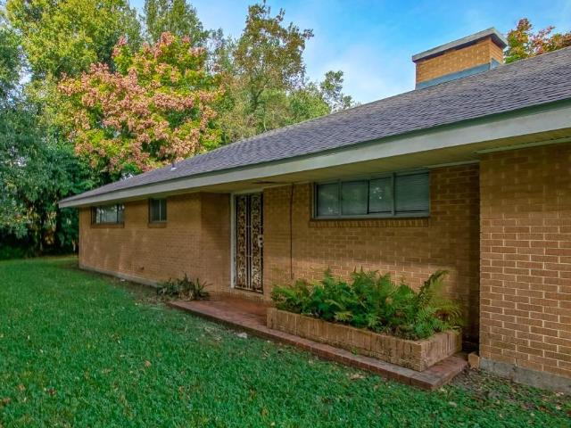 2133 Ellen Park Place