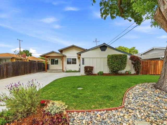 2133 Santa Cruz Ave, Santa Clara, CA 95051