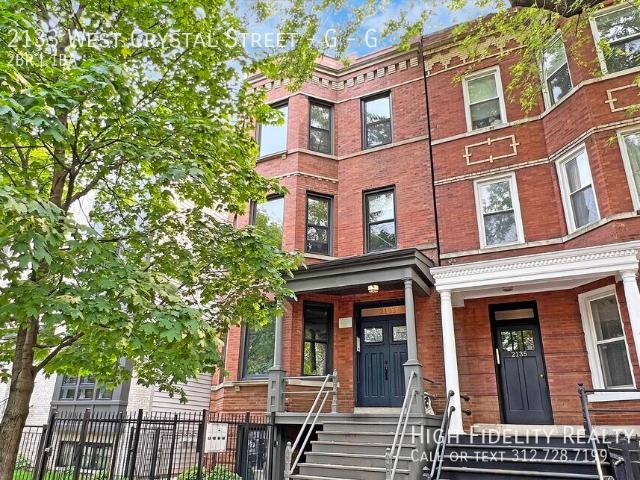 2133 West Crystal Street G, 2 beds, 1 full bath