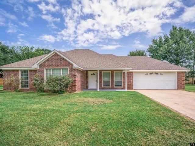 213 County Road 3527, Bullard, TX 75757