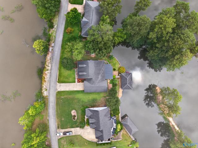 213 Camden Cove
