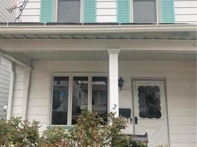 213 Chestnut St, Slatington, PA 18080