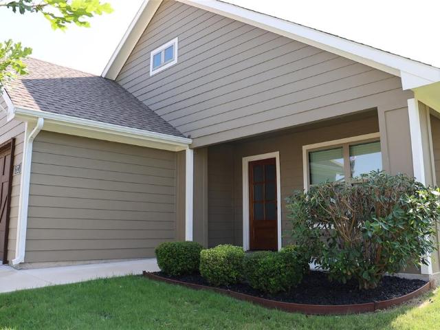 213 Clover Circle