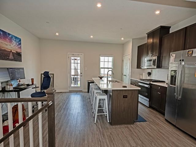 213 Amon St
