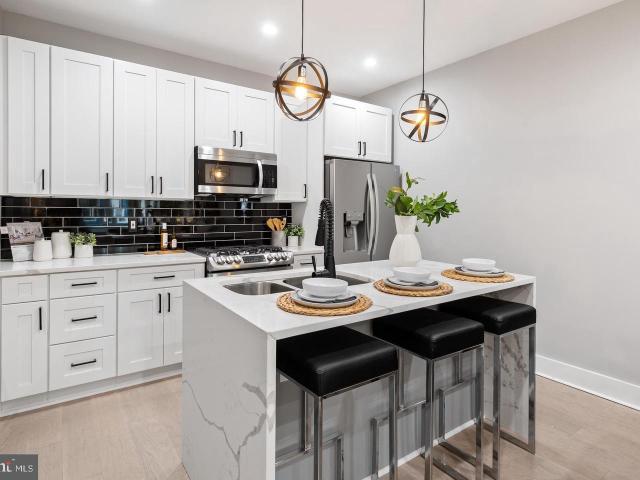 213 Bates St NW, Unit 1, Washington, DC 20001 | MLS #DCDC2247 | Compass