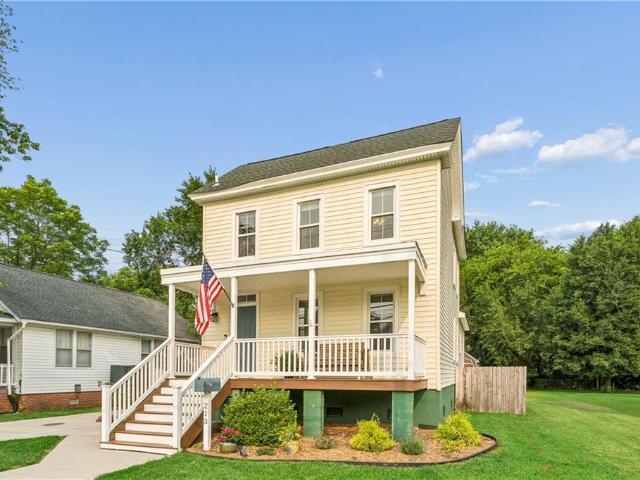 213 Beach RD