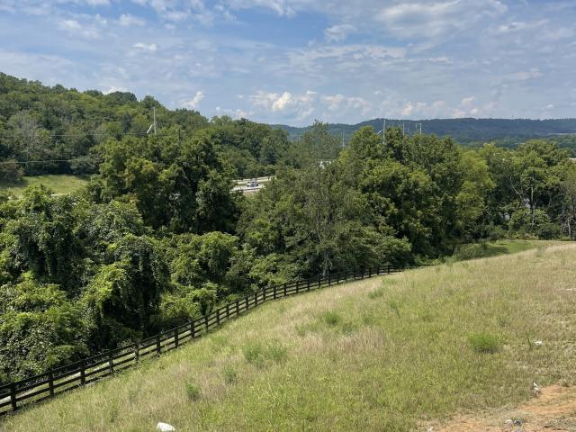 213 Berry Hunter Lane