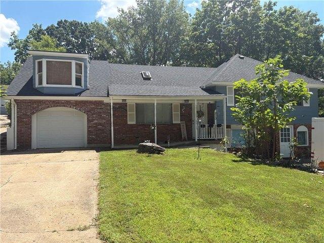213 Briar Ln, Kansas City, MO 64119
