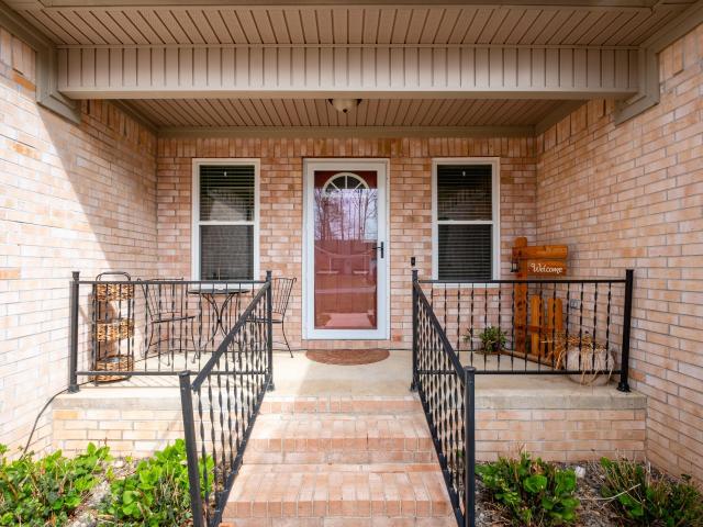 213 Greenwood Avenue
