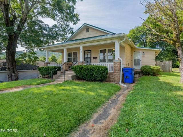 213 Devonia St, Harriman, TN 37748