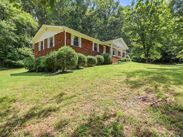 213 Dunn Farm Road SE