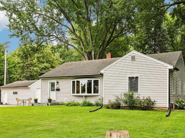 213 E Winnequah Road