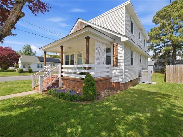 213 E Cummings AVE