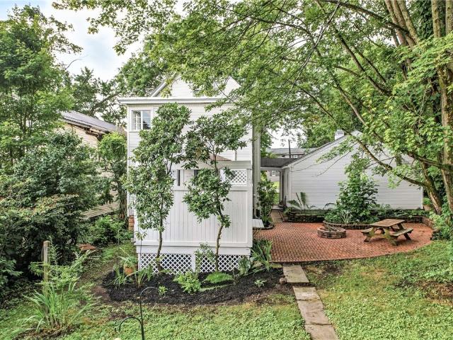 213 E Market Street