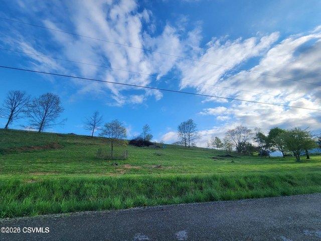 213 E Piper Ln, Benton, PA 17814