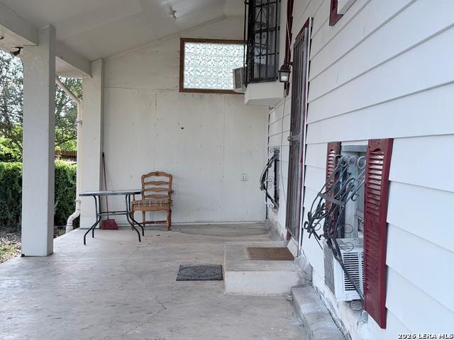 213 Earl, Unit B